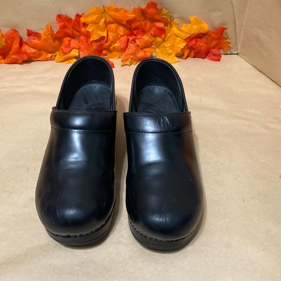 Dansko | Shoes | Dansko Shoes Sz 38 | Poshmark